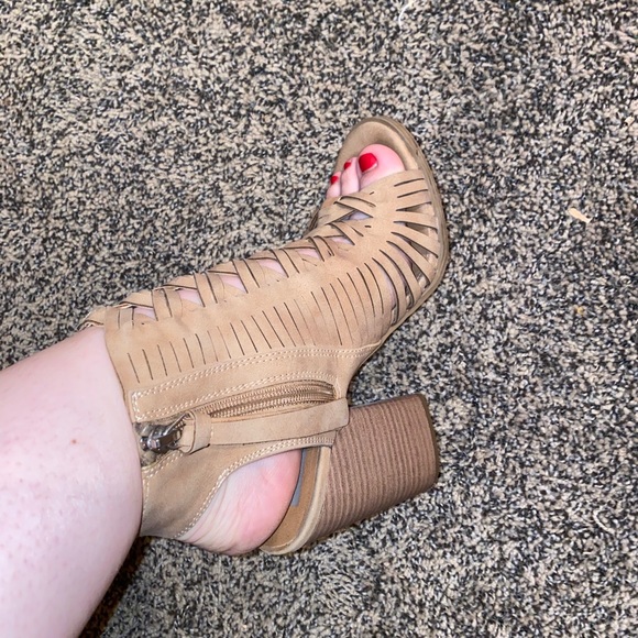 Well Worn | Shoes | Well Worn Womens Heels | Poshmark